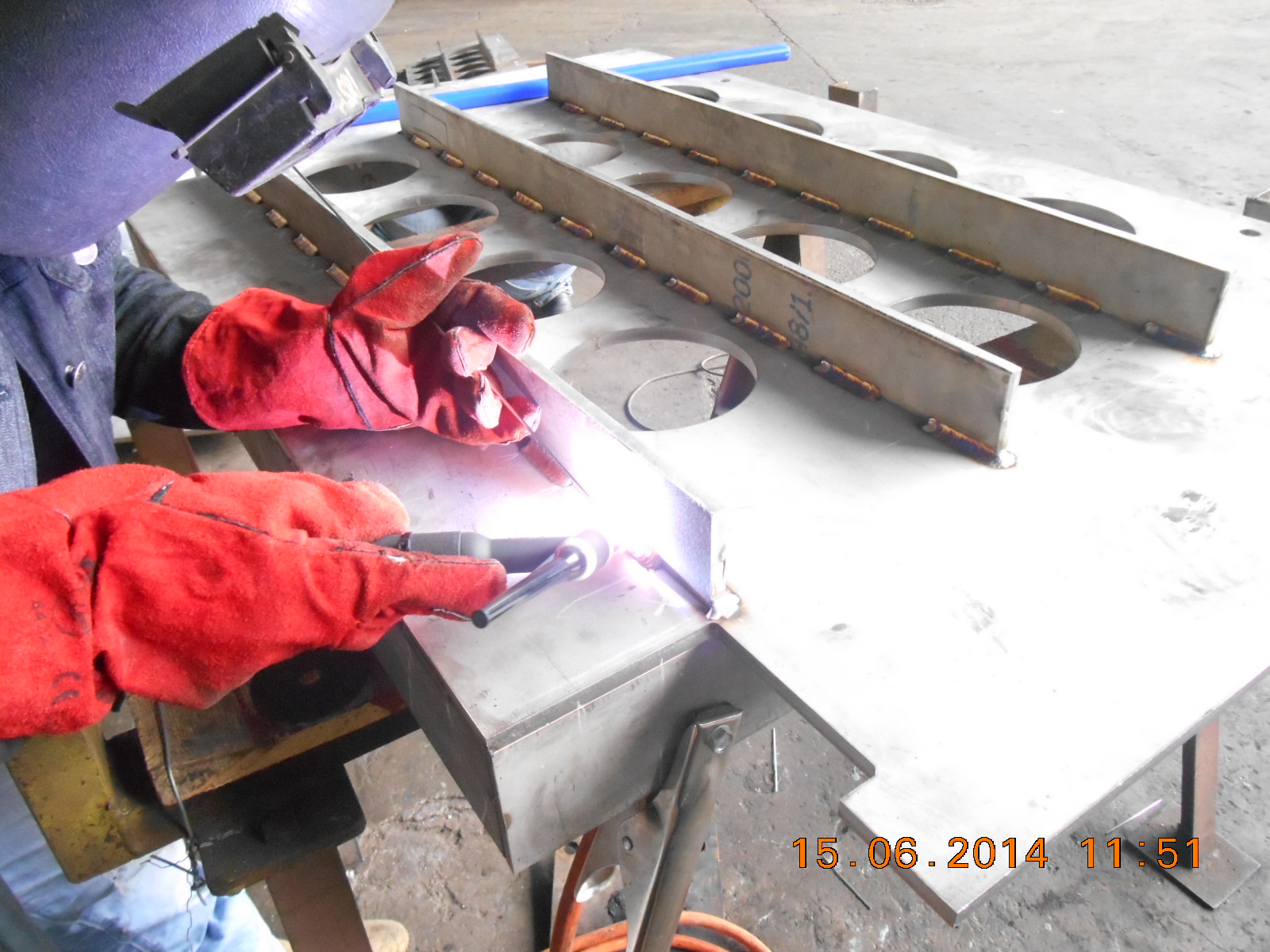 End Tube Sheet - Chakrabitara Sdn Bhd